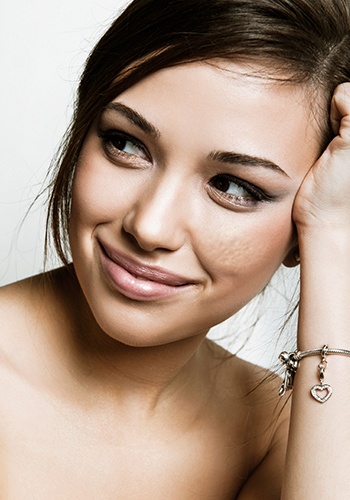 Visage Lab: Trust Visage Lab with flawless selfies