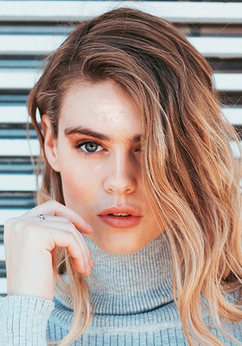 Visage Lab: Trust Visage Lab with flawless selfies